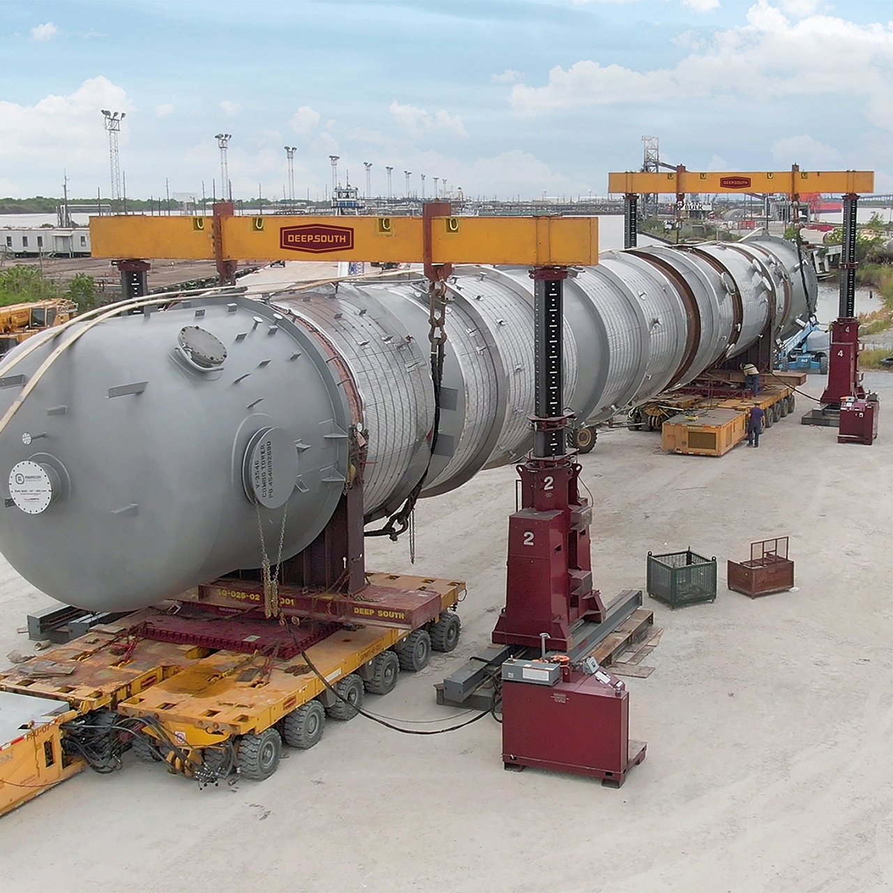 Haul and Lift of Refinery Combination Tower Goes Off Without a Hitch