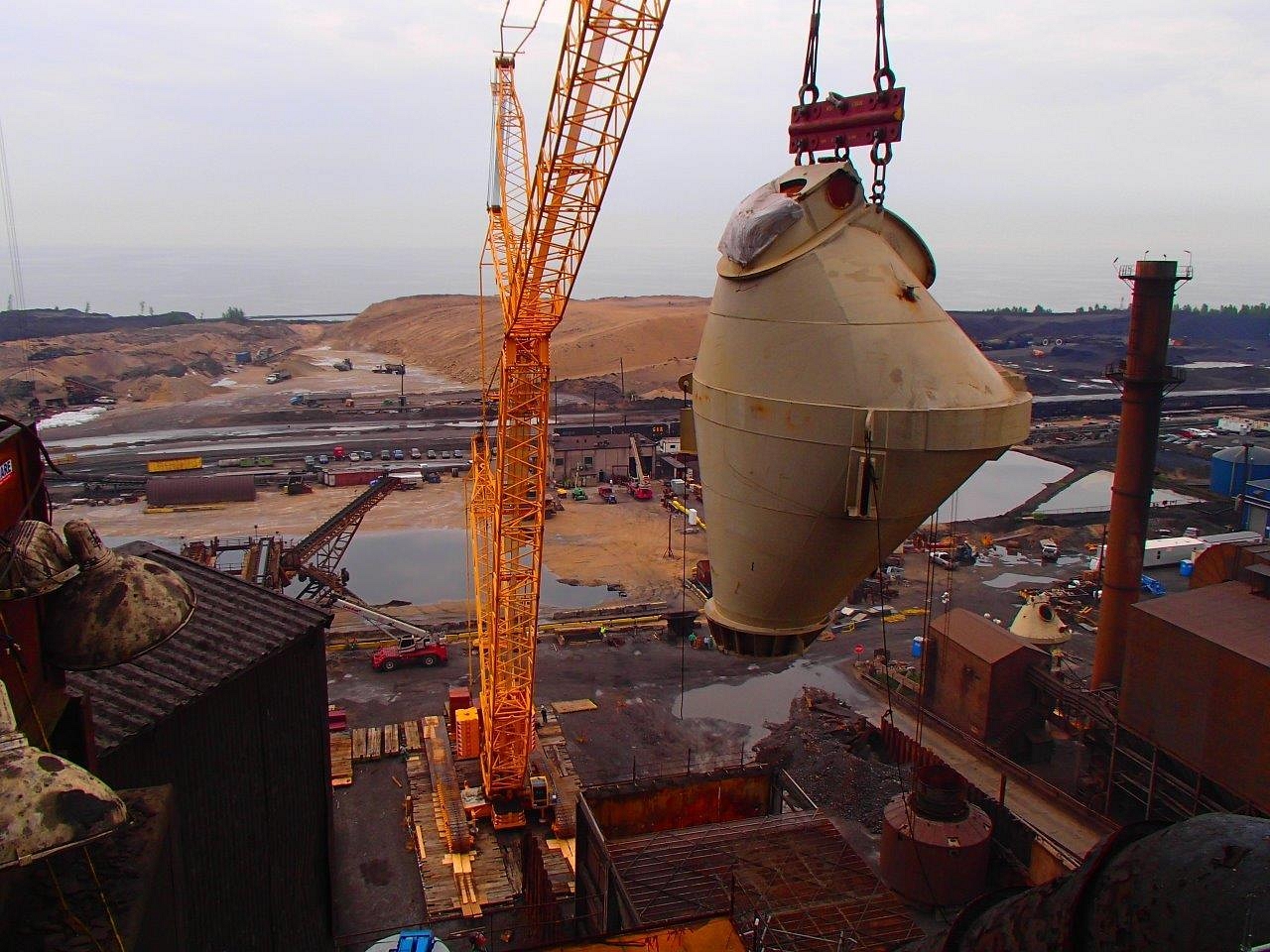 Steel Mill Lock Hopper Changeout | Terex-Demag Crane