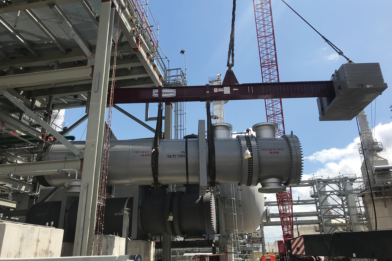 Large Vessel Transport | Heavy Haul for Chemical Refinery