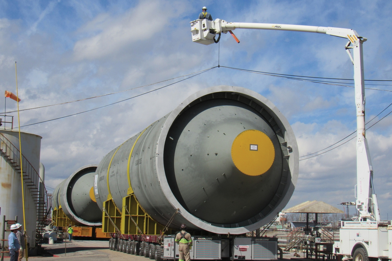 Heavy Vessel Transportation Service | Chemical Plant Vessel…